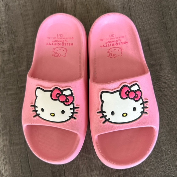 Hello Kitty | Shoes | Hello Kitty Girl Dualsized Slide | Poshmark